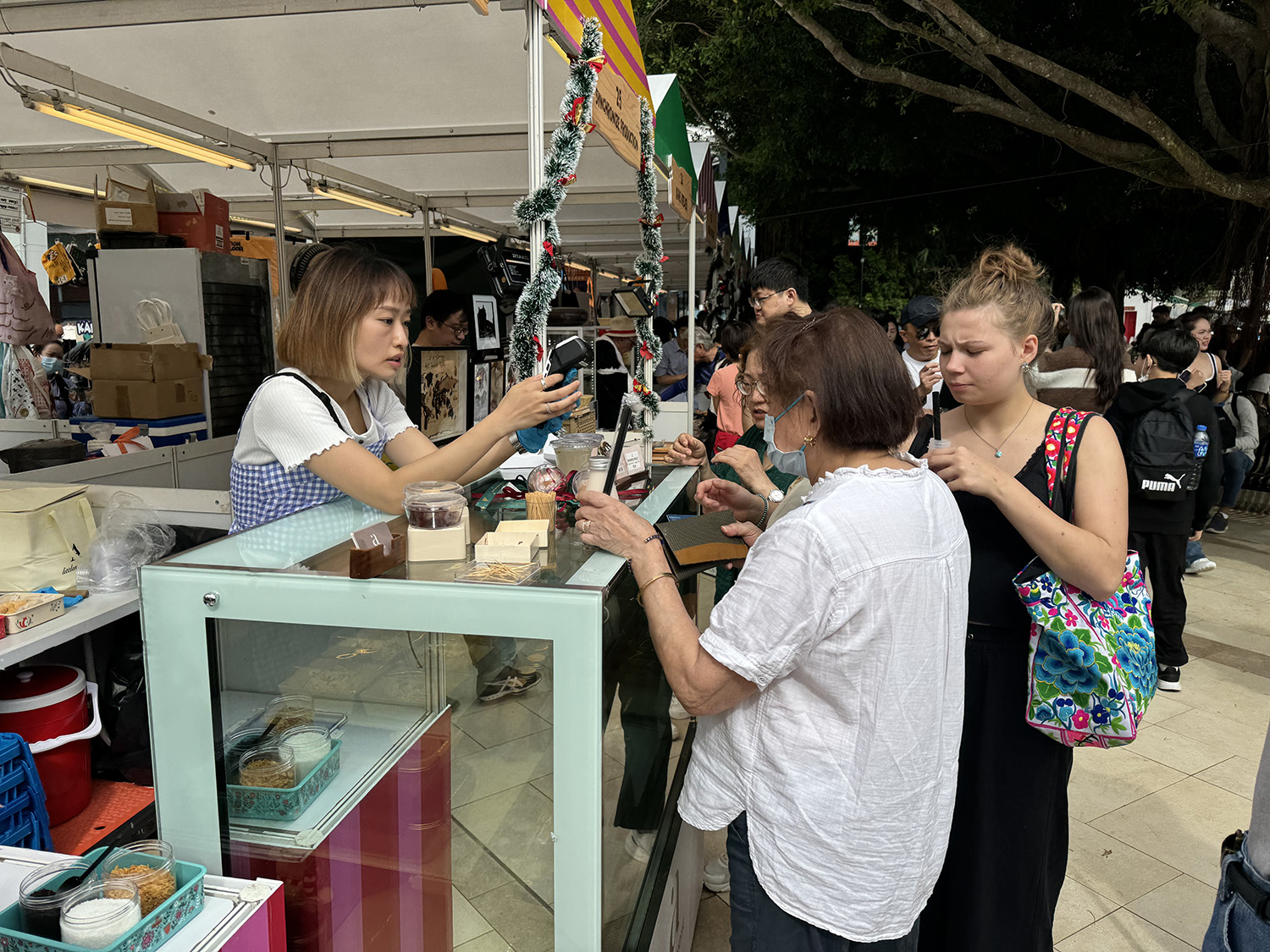 Weekend market | SPECTRA Merchant Services